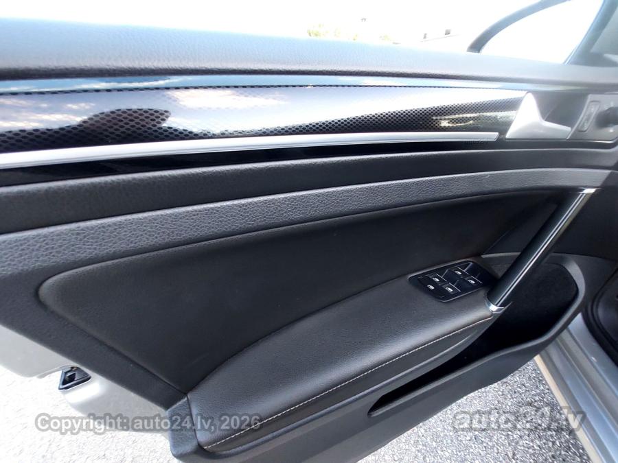 Pelēks Volkswagen Golf 2015 Pelva, ar dzinēja tilpumu 2.00 L un nobraukumu 142 tūkst. km par 9399 €, foto 17 vietnē AUTOMOTO.COM.LV