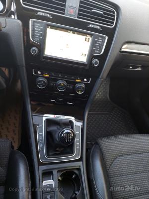 Pelēks Volkswagen Golf 2015 Pelva, ar dzinēja tilpumu 2.00 L un nobraukumu 142 tūkst. km par 9399 €, foto 18 vietnē AUTOMOTO.COM.LV