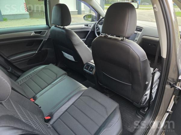 Pelēks Volkswagen Golf 2015 Rīga, ar dzinēja tilpumu 2.00 L un nobraukumu 209 tūkst. km par 6500 €, foto 11 vietnē AUTOMOTO.COM.LV
