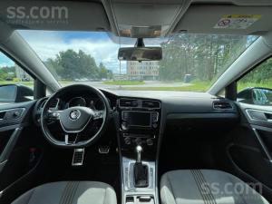 Pelēks Volkswagen Golf 2016 Rīga, ar dzinēja tilpumu 1.60 L un nobraukumu 290 tūkst. km par 7499 €, foto 7 vietnē AUTOMOTO.COM.LV