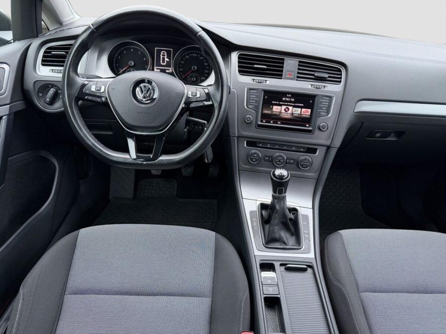 Grey Volkswagen Golf 2016 in Parnu, with an engine capacity of 1.40 L and mileage of 89 thousand km for 9900 €, photo 7 on AUTOMOTO.COM.LV