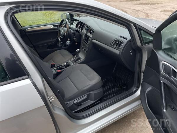 Grey Volkswagen Golf 2016 in Riga, with an engine capacity of 1.40 L and mileage of 185 thousand km for 8088 €, photo 9 on AUTOMOTO.COM.LV
