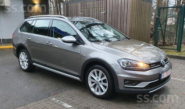 Grey Volkswagen Golf 2016 in Riga, with an engine capacity of 2.00 L and mileage of 222 thousand km for 9550 €, photo 6 on AUTOMOTO.COM.LV
