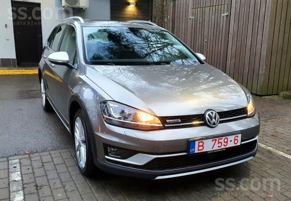 Grey Volkswagen Golf 2016 in Riga, with an engine capacity of 2.00 L and mileage of 222 thousand km for 9550 €, photo 7 on AUTOMOTO.COM.LV