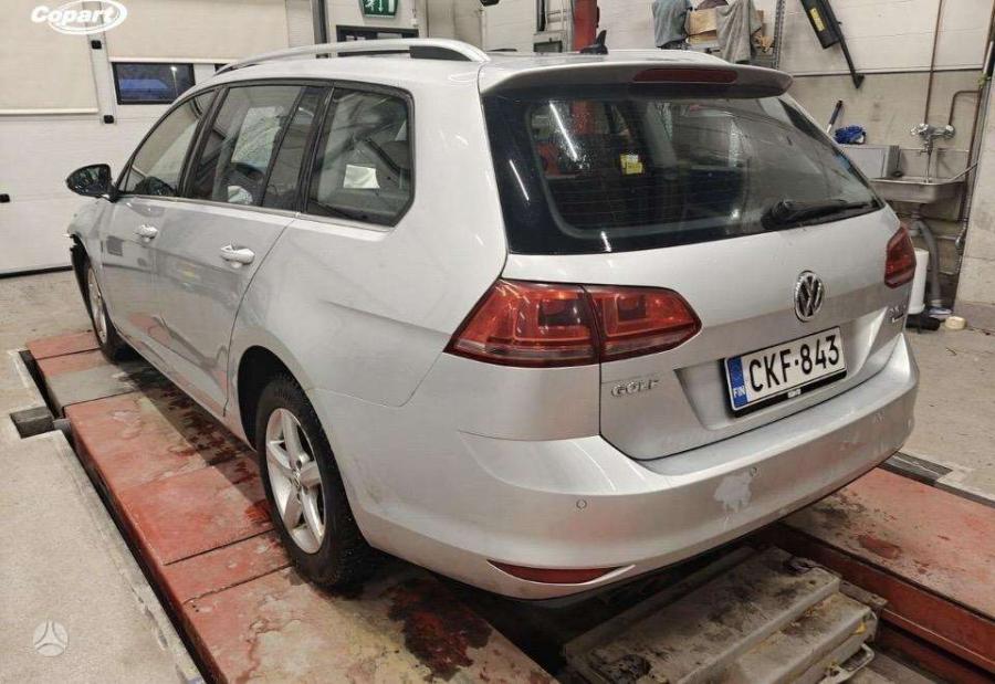 Pelēks Volkswagen Golf 2016 Kauņa, ar dzinēja tilpumu 1.97 L un nobraukumu 243 tūkst. km par 4850 €, foto 3 vietnē AUTOMOTO.COM.LV