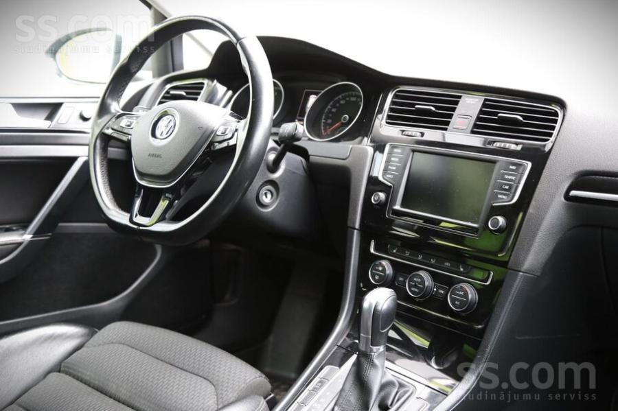 Pelēks Volkswagen Golf 2016 Rīga, ar dzinēja tilpumu 1.60 L un nobraukumu 177 tūkst. km par 7495 €, foto 12 vietnē AUTOMOTO.COM.LV