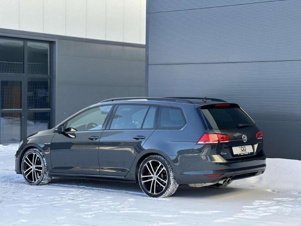 Grey Volkswagen Golf 2016 in Kaunas, with an engine capacity of 1.97 L and mileage of 251 thousand km for 11190 €, photo 4 on AUTOMOTO.COM.LV