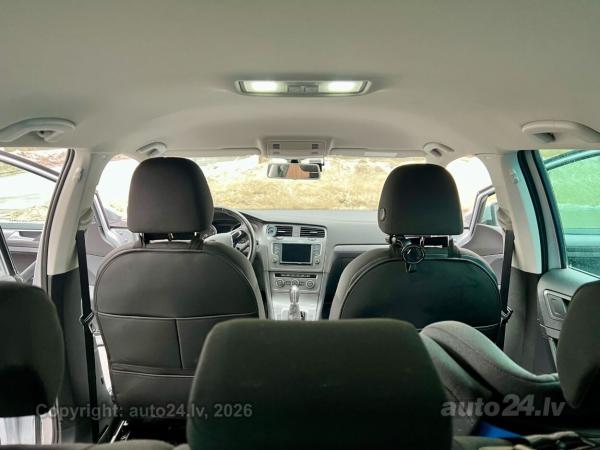Pelēks Volkswagen Golf 2016 Tallina, ar dzinēja tilpumu 1.40 L un nobraukumu 105 tūkst. km par 8100 €, foto 11 vietnē AUTOMOTO.COM.LV