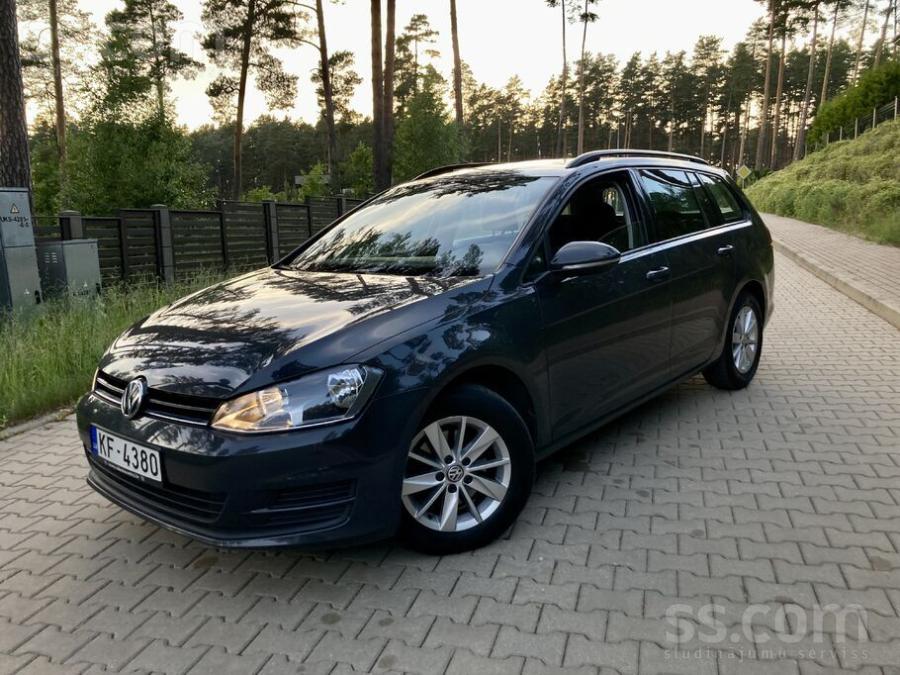 Grey Volkswagen Golf 2016 in Riga, with an engine capacity of 1.60 L and mileage of 150 thousand km for 6900 €, photo 3 on AUTOMOTO.COM.LV