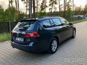 Grey Volkswagen Golf 2016 in Riga, with an engine capacity of 1.60 L and mileage of 150 thousand km for 6900 €, photo 10 on AUTOMOTO.COM.LV