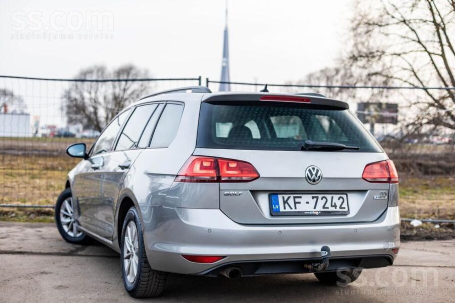 Pelēks Volkswagen Golf 2016 Rīga, ar dzinēja tilpumu 1.60 L un nobraukumu 258 tūkst. km par 8490 €, foto 7 vietnē AUTOMOTO.COM.LV