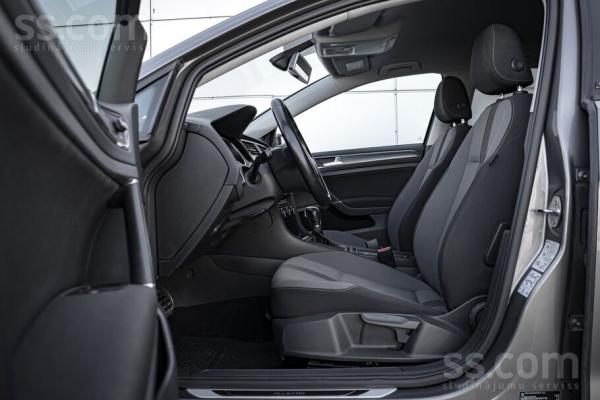 Pelēks Volkswagen Golf 2016 Rīga, ar dzinēja tilpumu 1.60 L un nobraukumu 242 tūkst. km par 7990 €, foto 8 vietnē AUTOMOTO.COM.LV