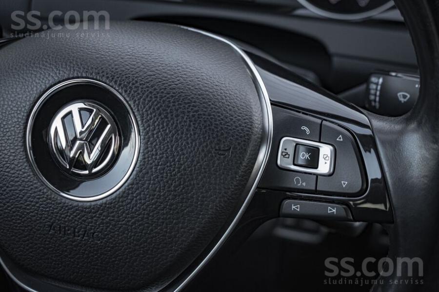 Pelēks Volkswagen Golf 2016 Rīga, ar dzinēja tilpumu 1.60 L un nobraukumu 242 tūkst. km par 7990 €, foto 22 vietnē AUTOMOTO.COM.LV