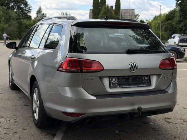 Grey Volkswagen Golf 2016 in Rokiskis, with an engine capacity of 1.60 L and mileage of 229 thousand km for 6250 €, photo 6 on AUTOMOTO.COM.LV