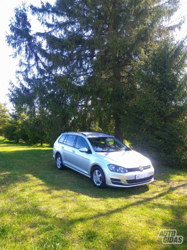 Grey Volkswagen Golf 2016 in Vilnius, with an engine capacity of 1.40 L and mileage of 327 thousand km for 7900 €, photo 2 on AUTOMOTO.COM.LV
