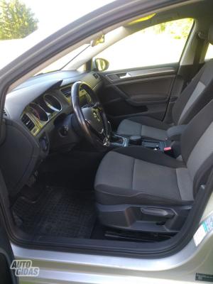 Pelēks Volkswagen Golf 2016 Viļņa, ar dzinēja tilpumu 1.40 L un nobraukumu 327 tūkst. km par 7900 €, foto 7 vietnē AUTOMOTO.COM.LV