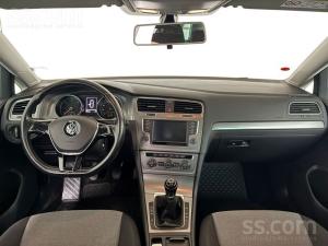 Pelēks Volkswagen Golf 2016 Rīga, ar dzinēja tilpumu 1.60 L un nobraukumu 261 tūkst. km par 5500 €, foto 7 vietnē AUTOMOTO.COM.LV