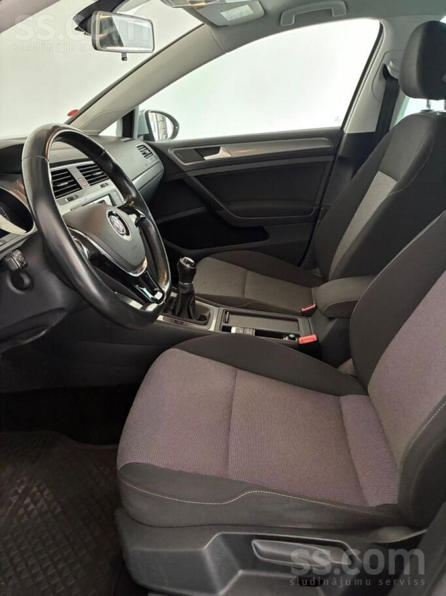 Pelēks Volkswagen Golf 2016 Rīga, ar dzinēja tilpumu 1.60 L un nobraukumu 261 tūkst. km par 5500 €, foto 10 vietnē AUTOMOTO.COM.LV