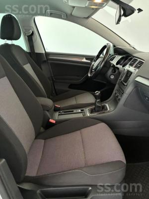 Pelēks Volkswagen Golf 2016 Rīga, ar dzinēja tilpumu 1.60 L un nobraukumu 261 tūkst. km par 5500 €, foto 17 vietnē AUTOMOTO.COM.LV