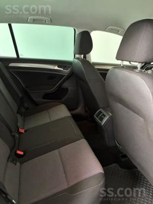 Pelēks Volkswagen Golf 2016 Rīga, ar dzinēja tilpumu 1.60 L un nobraukumu 261 tūkst. km par 5500 €, foto 19 vietnē AUTOMOTO.COM.LV