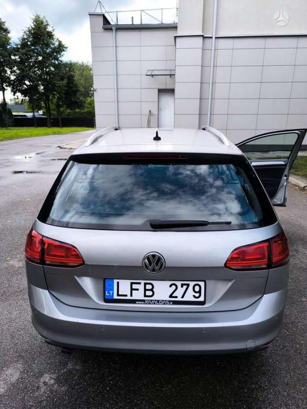 Pelēks Volkswagen Golf 2016 Panevēža, ar dzinēja tilpumu 1.60 L un nobraukumu 296 tūkst. km par 7000 €, foto 4 vietnē AUTOMOTO.COM.LV