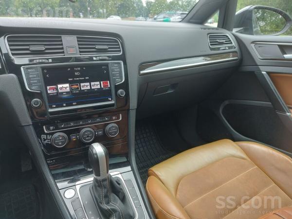 Grey Volkswagen Golf 2016 in Riga, with an engine capacity of 2.00 L and mileage of 214 thousand km for 8900 €, photo 4 on AUTOMOTO.COM.LV