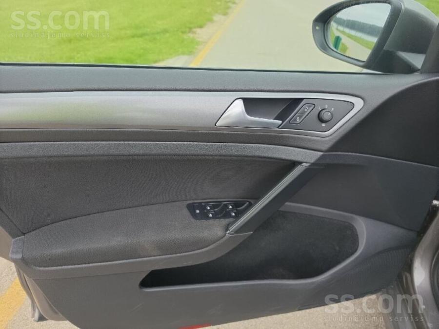 Pelēks Volkswagen Golf 2016 Rīga, ar dzinēja tilpumu 1.60 L un nobraukumu 262 tūkst. km par 5600 €, foto 8 vietnē AUTOMOTO.COM.LV