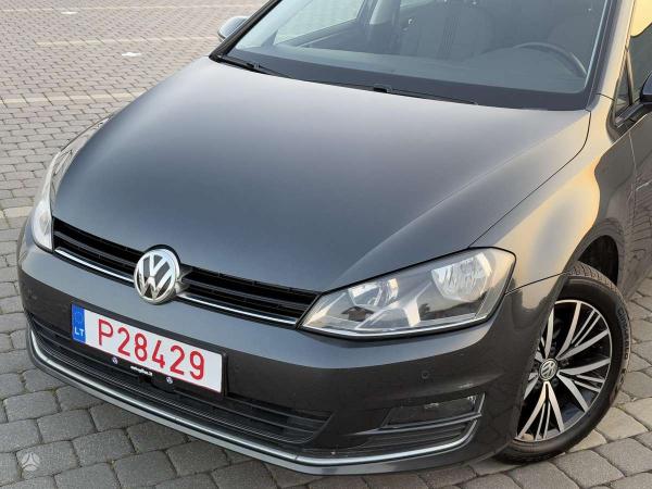 Grey Volkswagen Golf 2016 in Raseiniai, with an engine capacity of 1.60 L and mileage of 265 thousand km for 6450 €, photo 4 on AUTOMOTO.COM.LV