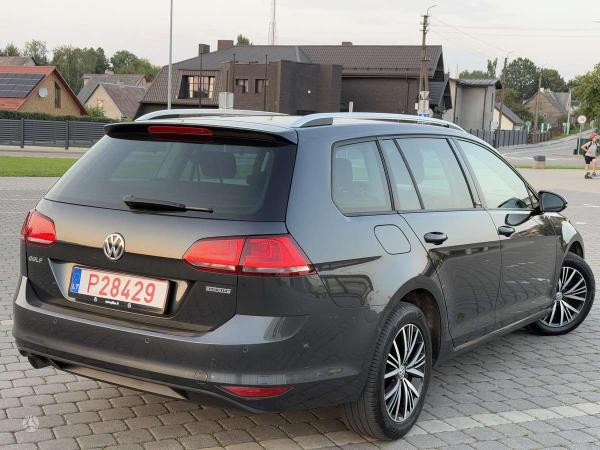 Grey Volkswagen Golf 2016 in Raseiniai, with an engine capacity of 1.60 L and mileage of 265 thousand km for 6450 €, photo 5 on AUTOMOTO.COM.LV