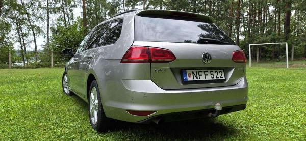 Grey Volkswagen Golf 2016 in Moletai, with an engine capacity of 1.60 L and mileage of 254 thousand km for 5500 €, photo 2 on AUTOMOTO.COM.LV