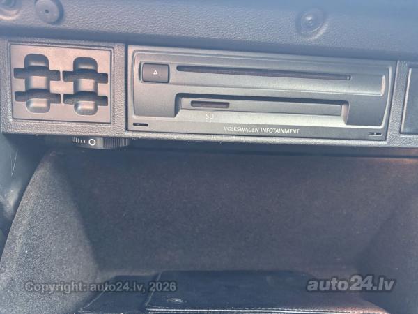 Pelēks Volkswagen Golf 2016 Tallina, ar dzinēja tilpumu 1.40 L un nobraukumu 224 tūkst. km par 6900 €, foto 8 vietnē AUTOMOTO.COM.LV
