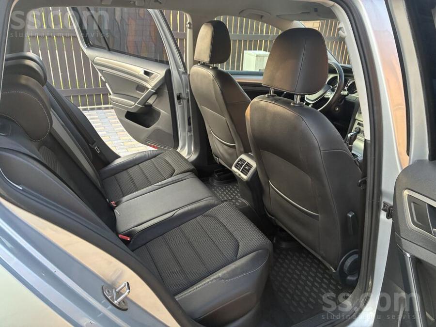 Pelēks Volkswagen Golf 2016 Rīga, ar dzinēja tilpumu 2.00 L un nobraukumu 0 tūkst. km par 7900 €, foto 24 vietnē AUTOMOTO.COM.LV