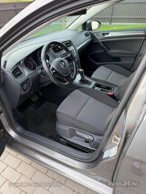 Grey Volkswagen Golf 2016 in Tallinn, with an engine capacity of 1.40 L and mileage of 159 thousand km for 9999 €, photo 6 on AUTOMOTO.COM.LV