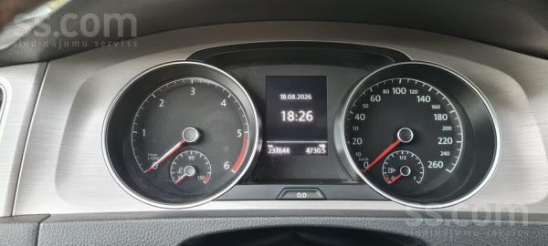 Grey Volkswagen Golf 2016 in Riga, with an engine capacity of 1.60 L and mileage of 238 thousand km for 6700 €, photo 4 on AUTOMOTO.COM.LV