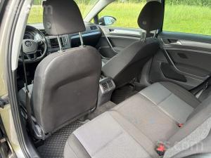 Grey Volkswagen Golf 2016 in Riga, with an engine capacity of 1.40 L and mileage of 193 thousand km for 6800 €, photo 10 on AUTOMOTO.COM.LV