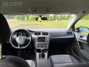 Grey Volkswagen Golf 2016 in Riga, with an engine capacity of 1.40 L and mileage of 193 thousand km for 6800 €, photo 11 on AUTOMOTO.COM.LV