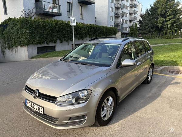 Grey Volkswagen Golf 2016 in Vilnius, with an engine capacity of 1.20 L and mileage of 179 thousand km for 5900 €, photo 1 on AUTOMOTO.COM.LV