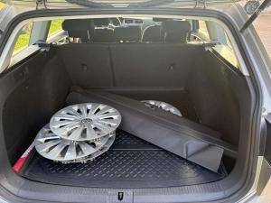 Pelēks Volkswagen Golf 2016 Viļņa, ar dzinēja tilpumu 1.20 L un nobraukumu 179 tūkst. km par 5900 €, foto 11 vietnē AUTOMOTO.COM.LV