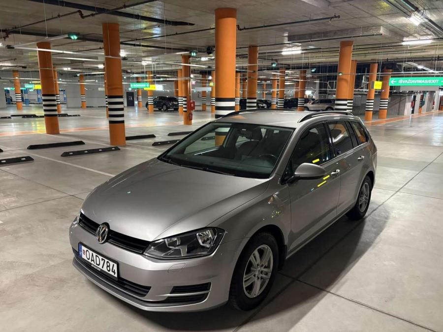 Pelēks Volkswagen Golf 2016 Viļņa, ar dzinēja tilpumu 1.20 L un nobraukumu 179 tūkst. km par 5900 €, foto 19 vietnē AUTOMOTO.COM.LV