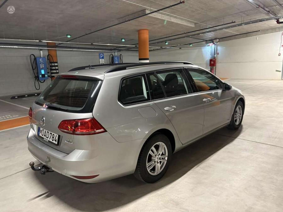 Pelēks Volkswagen Golf 2016 Viļņa, ar dzinēja tilpumu 1.20 L un nobraukumu 179 tūkst. km par 5900 €, foto 22 vietnē AUTOMOTO.COM.LV
