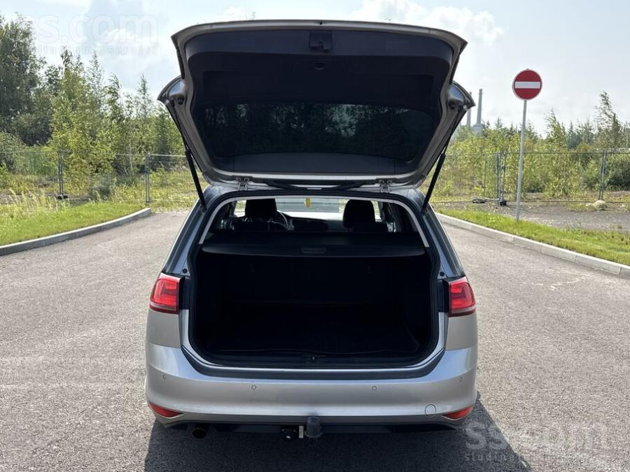 Pelēks Volkswagen Golf 2016 Liepāja, ar dzinēja tilpumu 1.60 L un nobraukumu 203 tūkst. km par 6500 €, foto 12 vietnē AUTOMOTO.COM.LV