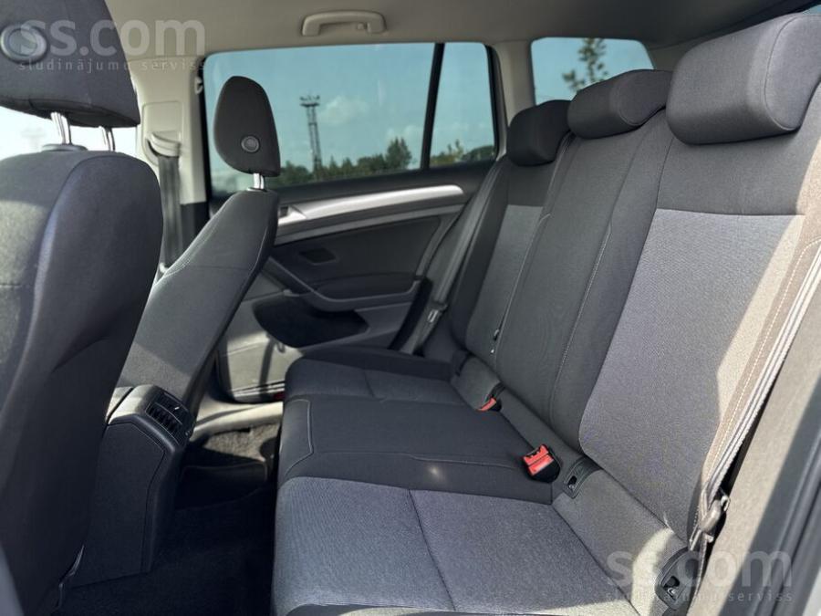 Pelēks Volkswagen Golf 2016 Liepāja, ar dzinēja tilpumu 1.60 L un nobraukumu 203 tūkst. km par 6500 €, foto 13 vietnē AUTOMOTO.COM.LV