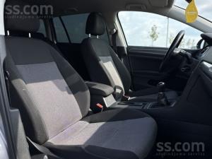 Pelēks Volkswagen Golf 2016 Liepāja, ar dzinēja tilpumu 1.60 L un nobraukumu 203 tūkst. km par 6500 €, foto 16 vietnē AUTOMOTO.COM.LV