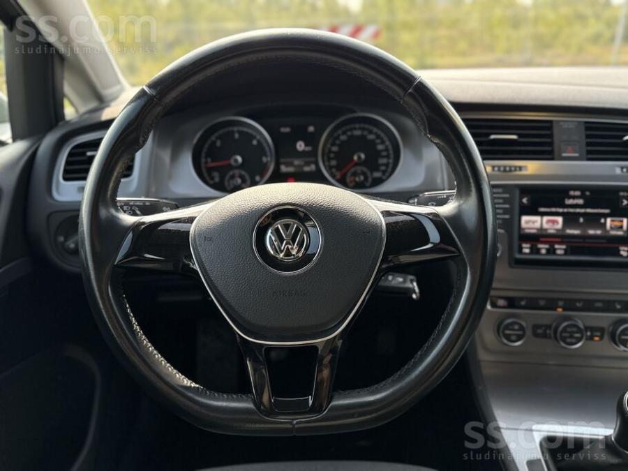 Pelēks Volkswagen Golf 2016 Liepāja, ar dzinēja tilpumu 1.60 L un nobraukumu 203 tūkst. km par 6500 €, foto 18 vietnē AUTOMOTO.COM.LV