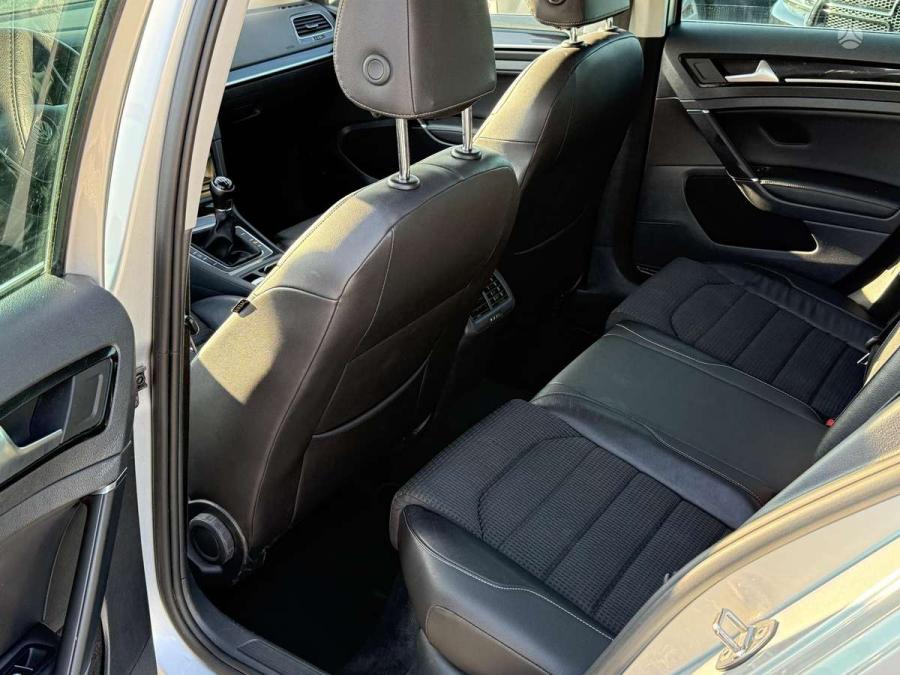 Pelēks Volkswagen Golf 2016 Kauņa, ar dzinēja tilpumu 1.60 L un nobraukumu 272 tūkst. km par 7450 €, foto 11 vietnē AUTOMOTO.COM.LV