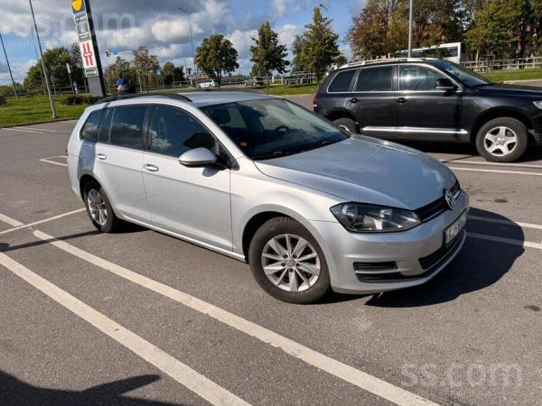 Grey Volkswagen Golf 2016 in Riga, with an engine capacity of 1.60 L and mileage of 262 thousand km for 5780 €, photo 1 on AUTOMOTO.COM.LV