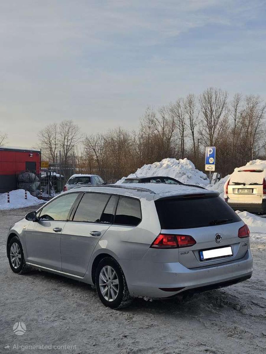 Grey Volkswagen Golf 2017 in Klaipeda, with an engine capacity of 1.40 L and mileage of 221 thousand km for 7900 €, photo 4 on AUTOMOTO.COM.LV