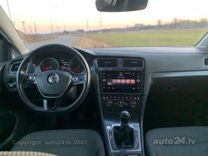 Grey Volkswagen Golf 2017 in Tallinn, with an engine capacity of 2.00 L and mileage of 269 thousand km for 8300 €, photo 3 on AUTOMOTO.COM.LV
