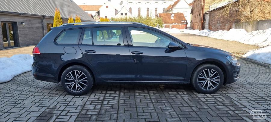Grey Volkswagen Golf 2017 in Kedainiai, with an engine capacity of 1.60 L and mileage of 256 thousand km for 7499 €, photo 7 on AUTOMOTO.COM.LV