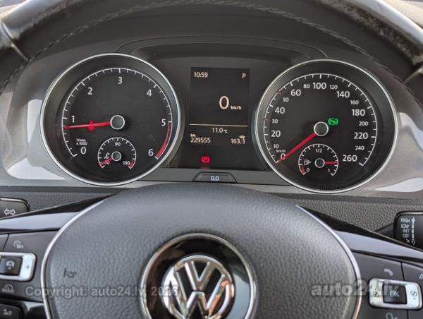 Pelēks Volkswagen Golf 2017 Rapla, ar dzinēja tilpumu 2.00 L un nobraukumu 230 tūkst. km par 13000 €, foto 8 vietnē AUTOMOTO.COM.LV
